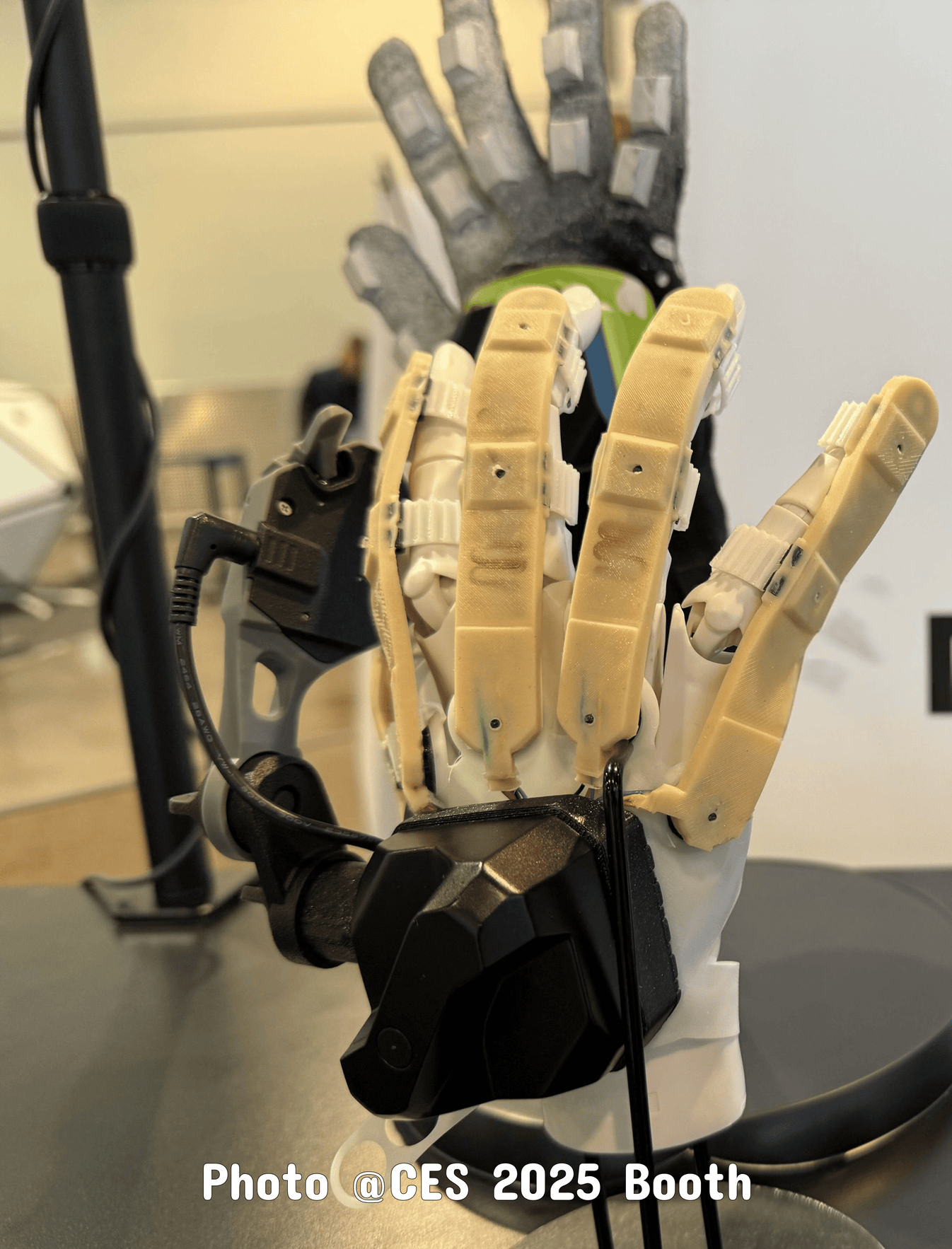 EOZ-Immersive VR Gloves – EOZ VR